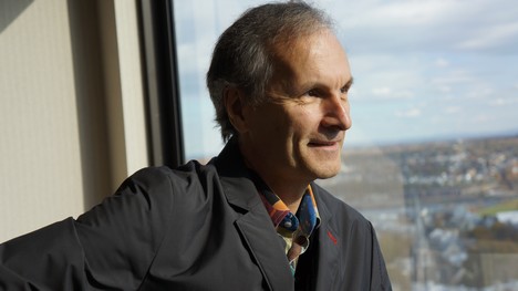 Marc LeBel, le pharmacien devenu producteur - Qui fait Quoi / Lien ...